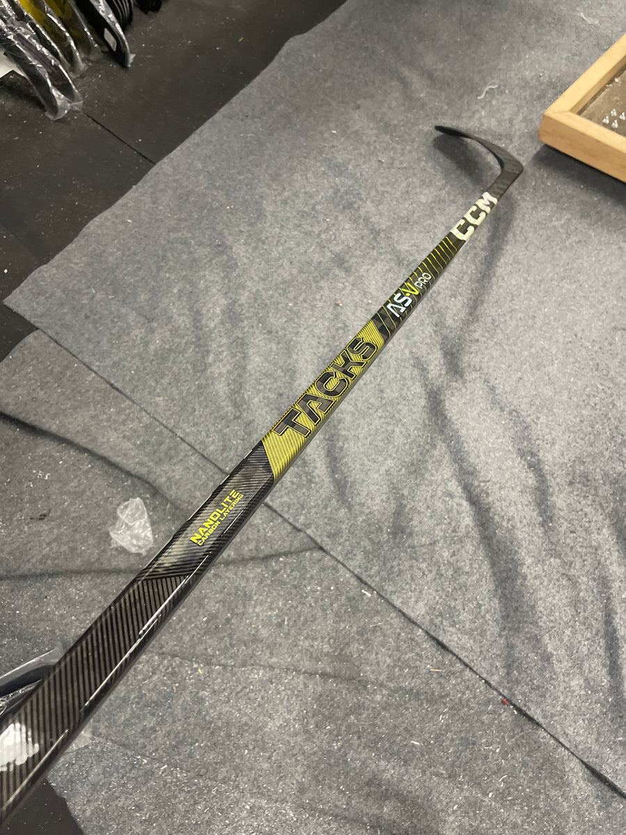 Nazar New CCM Tacks AS-V Pro - 80 Flex - P92 - RH - Michigan – Never ...